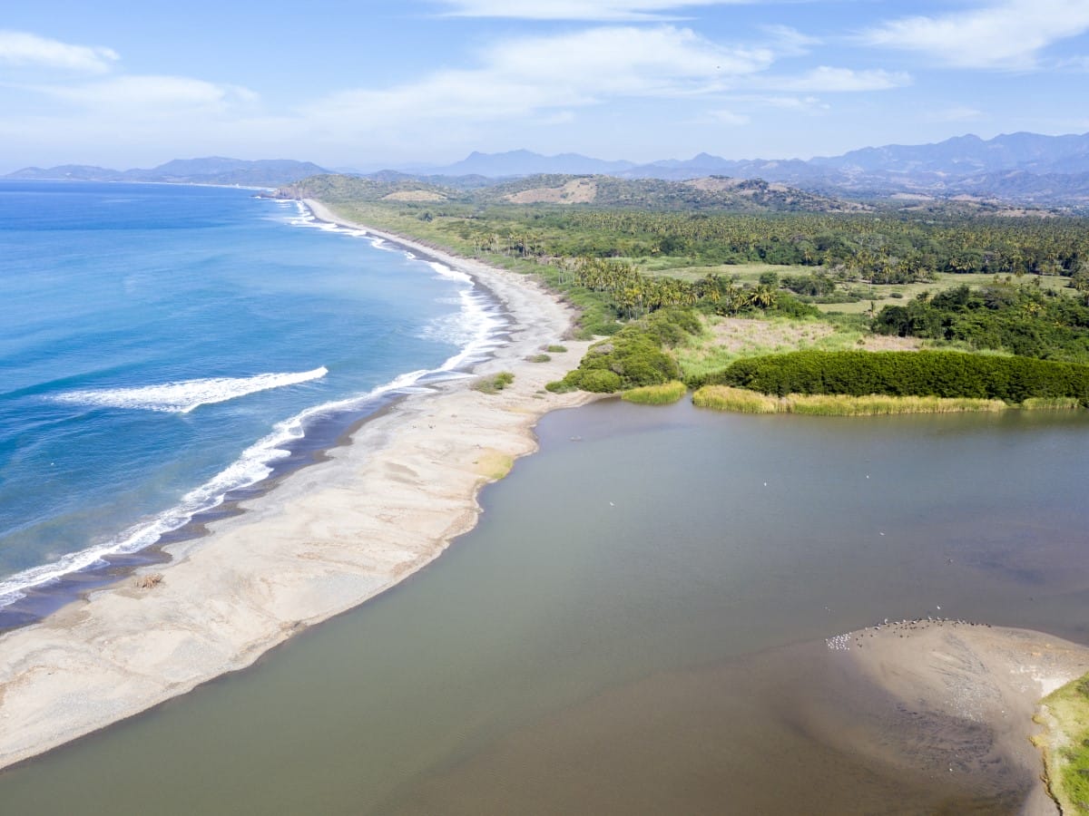 Surfing in Troncones - Full Guide / Best Waves & More - Surf Atlas